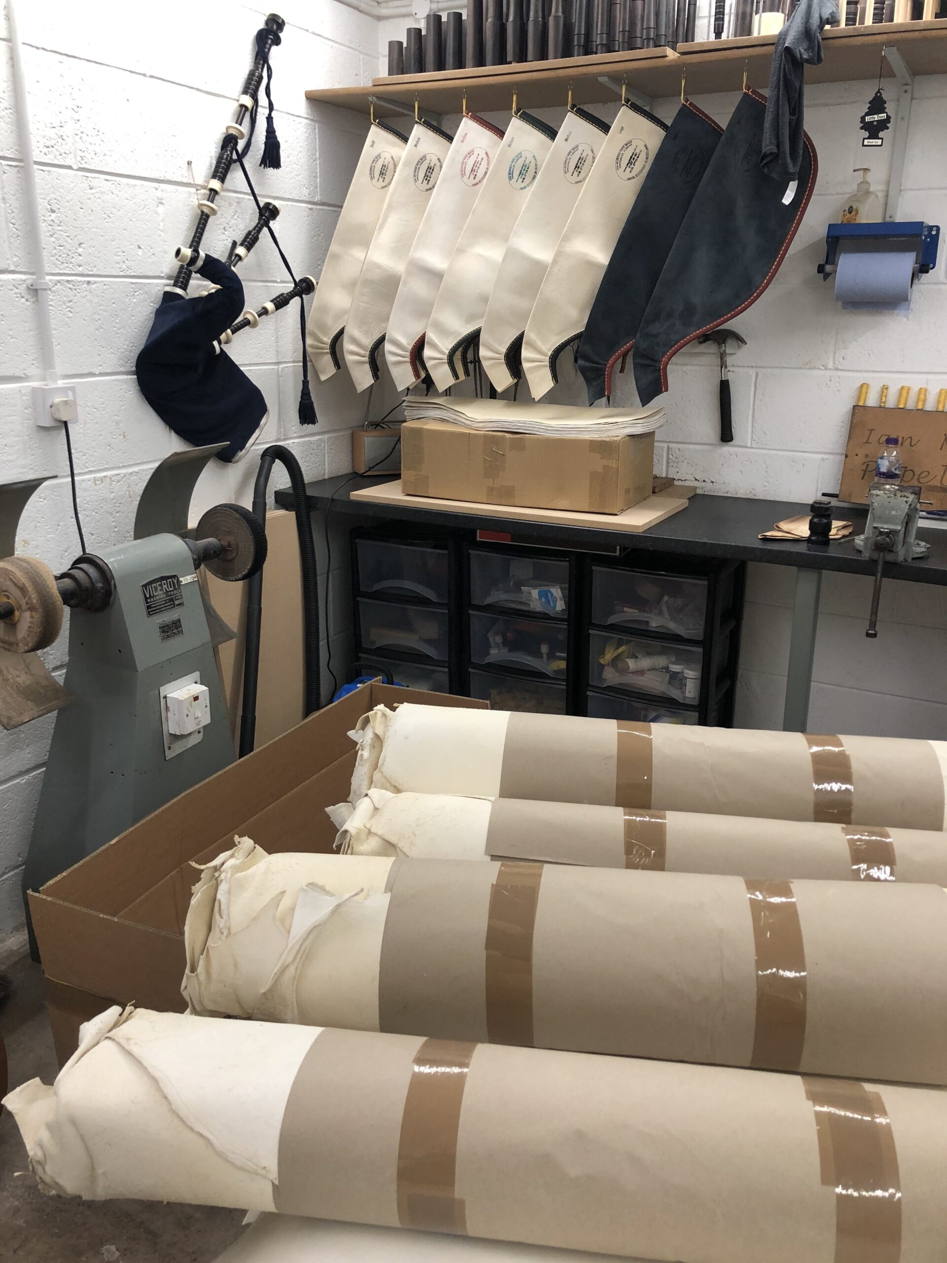 Ian Murray Bagpipes | Master Craftsman making bagpipes and bagpipe bags